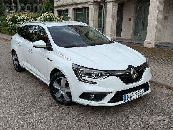 White Renault Megane 2019 in Jurmala, with an engine capacity of 1.50 L and mileage of 264 thousand km for 6250 €, photo 3 on AUTOMOTO.COM.LV