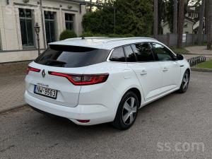White Renault Megane 2019 in Jurmala, with an engine capacity of 1.50 L and mileage of 264 thousand km for 6250 €, photo 6 on AUTOMOTO.COM.LV