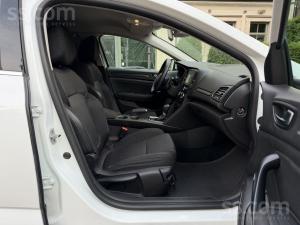 White Renault Megane 2019 in Jurmala, with an engine capacity of 1.50 L and mileage of 264 thousand km for 6250 €, photo 15 on AUTOMOTO.COM.LV