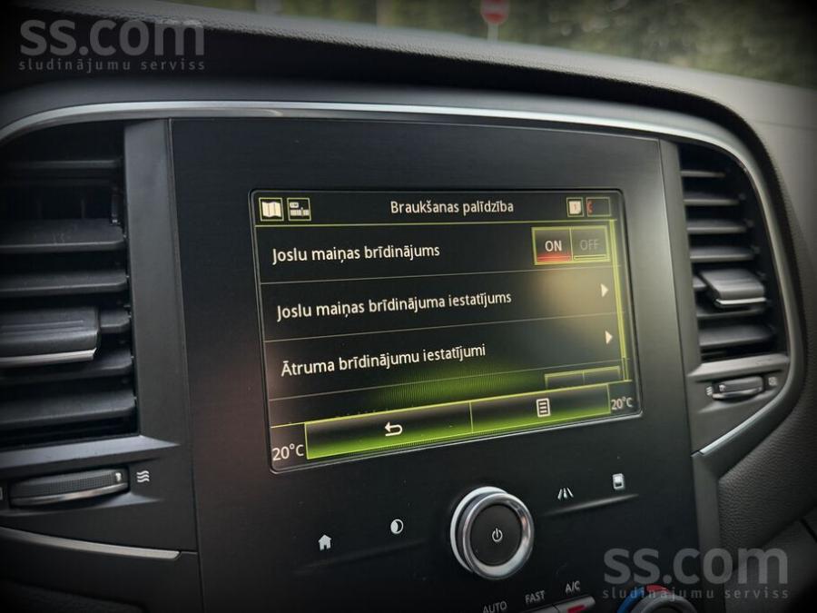 White Renault Megane 2019 in Jurmala, with an engine capacity of 1.50 L and mileage of 264 thousand km for 6250 €, photo 20 on AUTOMOTO.COM.LV