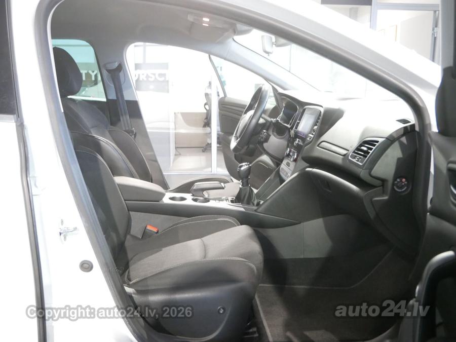 Balts Renault Megane 2019 Tallina, ar dzinēja tilpumu 1.30 L un nobraukumu 205 tūkst. km par 8300 €, foto 8 vietnē AUTOMOTO.COM.LV