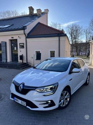 White Renault Megane 2020 in Vilnius, with an engine capacity of 1.46 L and mileage of 13 thousand km for 12999 €, photo 9 on AUTOMOTO.COM.LV
