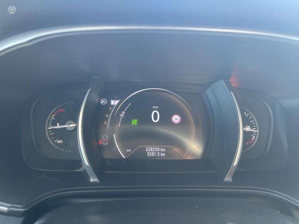 Balts Renault Megane 2020 Tauragė, ar dzinēja tilpumu 1.46 L un nobraukumu 228 tūkst. km par 5700 €, foto 9 vietnē AUTOMOTO.COM.LV