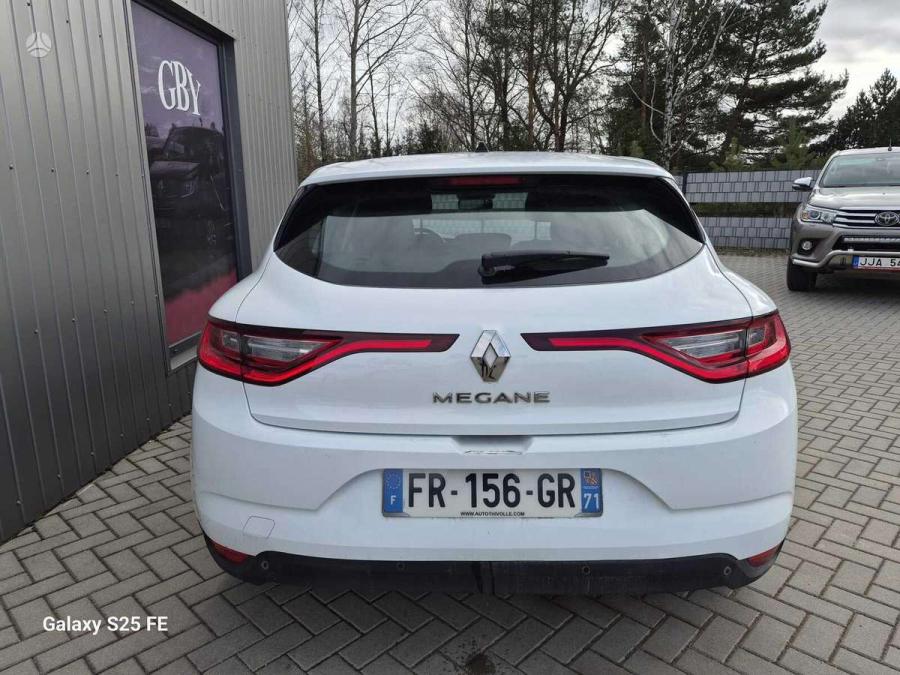Белый Рено Меган 2020 в Таураге, объемом двигателя 1.50 л и пробегом 240 тыс. км за 6700 €, фото 6 на AUTOMOTO.COM.LV