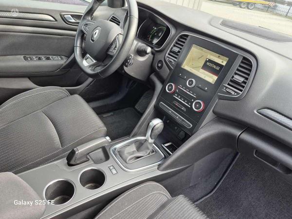 White Renault Megane 2020 in Taurage, with an engine capacity of 1.50 L and mileage of 240 thousand km for 6700 €, photo 9 on AUTOMOTO.COM.LV