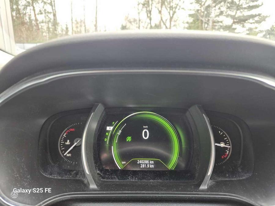 Белый Рено Меган 2020 в Таураге, объемом двигателя 1.50 л и пробегом 240 тыс. км за 6700 €, фото 10 на AUTOMOTO.COM.LV