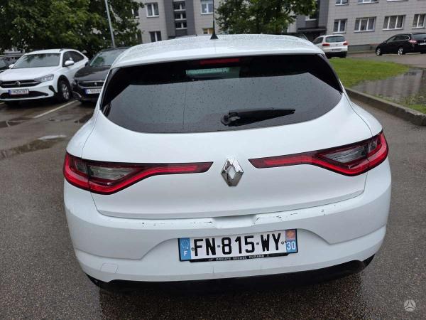 White Renault Megane 2020 in Taurage, with an engine capacity of 1.46 L and mileage of 260 thousand km for 5900 €, photo 5 on AUTOMOTO.COM.LV