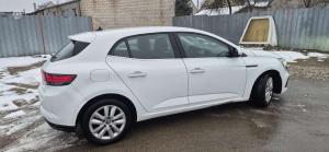 White Renault Megane 2021 in Taurage, with an engine capacity of 1.46 L and mileage of 241 thousand km for 6800 €, photo 4 on AUTOMOTO.COM.LV