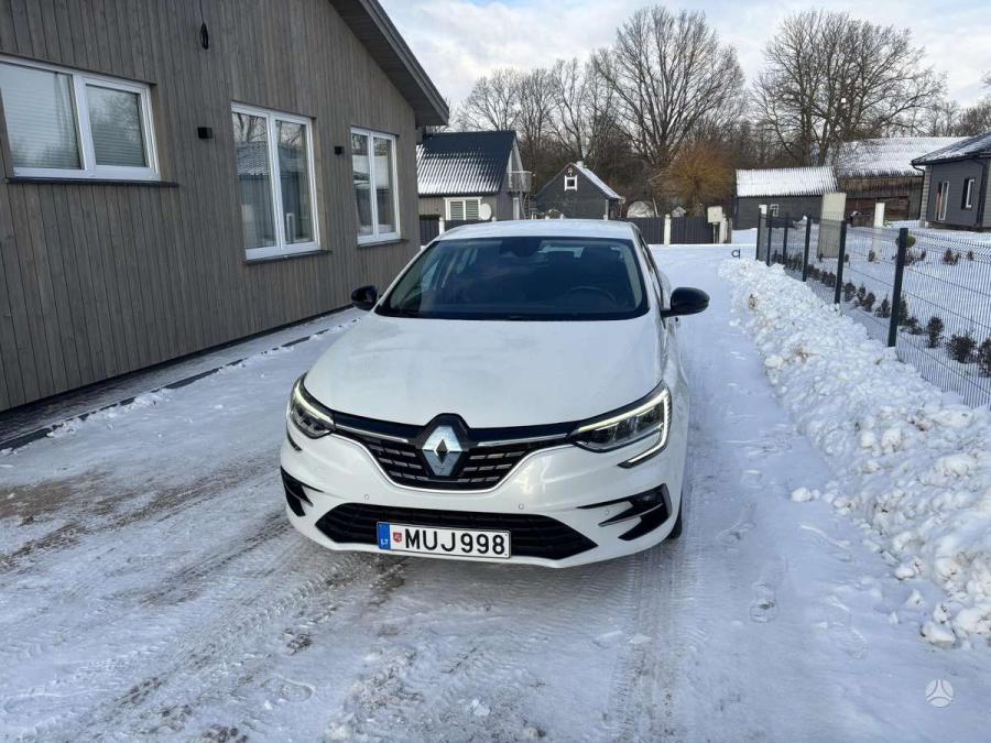 White Renault Megane 2021 in Jurbarkas, with an engine capacity of 1.46 L and mileage of 49 thousand km for 10300 €, photo 7 on AUTOMOTO.COM.LV