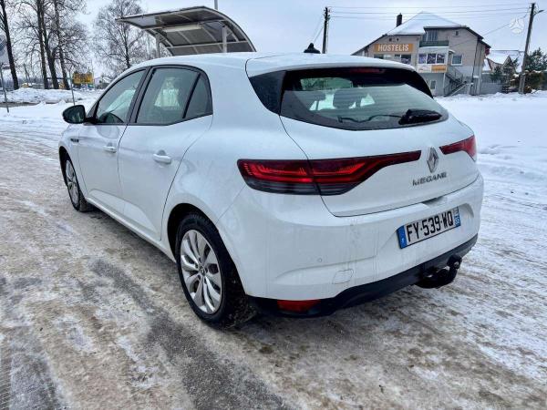 White Renault Megane 2021 in Taurage, with an engine capacity of 1.46 L and mileage of 249 thousand km for 7300 €, photo 5 on AUTOMOTO.COM.LV