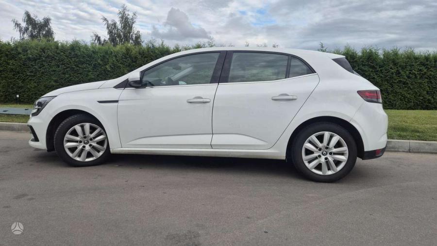 Balts Renault Megane 2021 Tauragė, ar dzinēja tilpumu 1.46 L un nobraukumu 271 tūkst. km par 5700 €, foto 8 vietnē AUTOMOTO.COM.LV