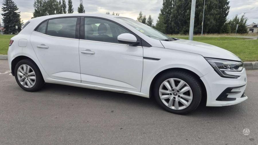 Balts Renault Megane 2021 Tauragė, ar dzinēja tilpumu 1.46 L un nobraukumu 271 tūkst. km par 5700 €, foto 10 vietnē AUTOMOTO.COM.LV