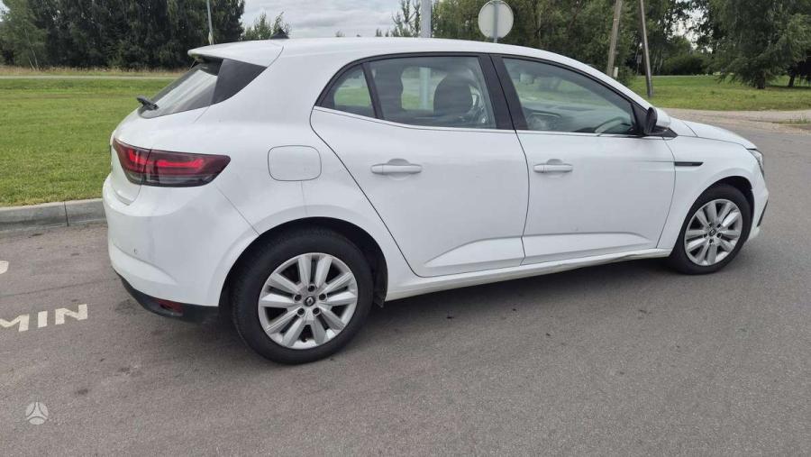 Balts Renault Megane 2021 Tauragė, ar dzinēja tilpumu 1.46 L un nobraukumu 271 tūkst. km par 5700 €, foto 12 vietnē AUTOMOTO.COM.LV
