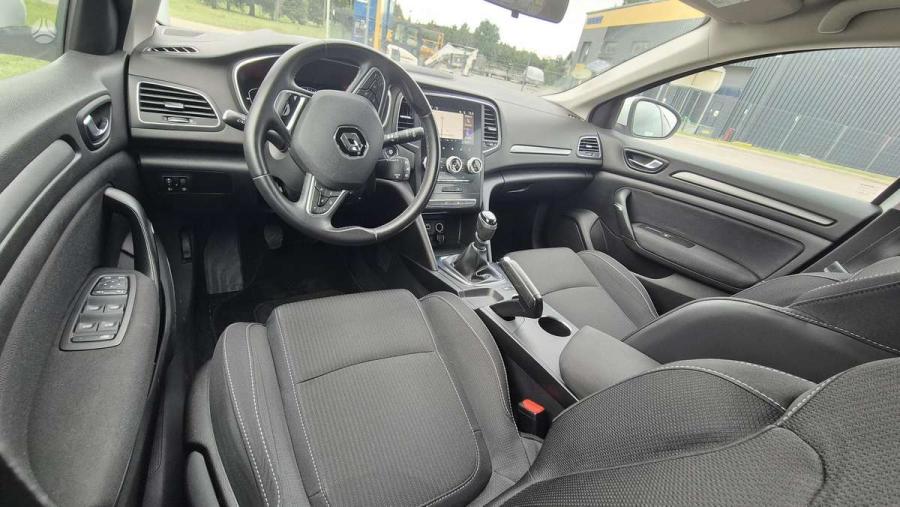 Balts Renault Megane 2021 Tauragė, ar dzinēja tilpumu 1.46 L un nobraukumu 271 tūkst. km par 5700 €, foto 21 vietnē AUTOMOTO.COM.LV