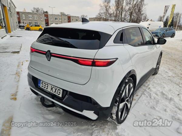 White Renault Megane 2022 in Tartu, with an engine capacity of 0.00 L and mileage of 77 thousand km for 23990 €, photo 5 on AUTOMOTO.COM.LV