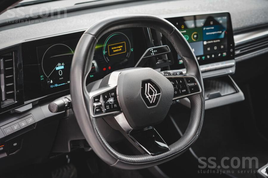 White Renault Megane 2023 in Riga, with an engine capacity of 2.00 L and mileage of 44 thousand km for 19900 €, photo 17 on AUTOMOTO.COM.LV