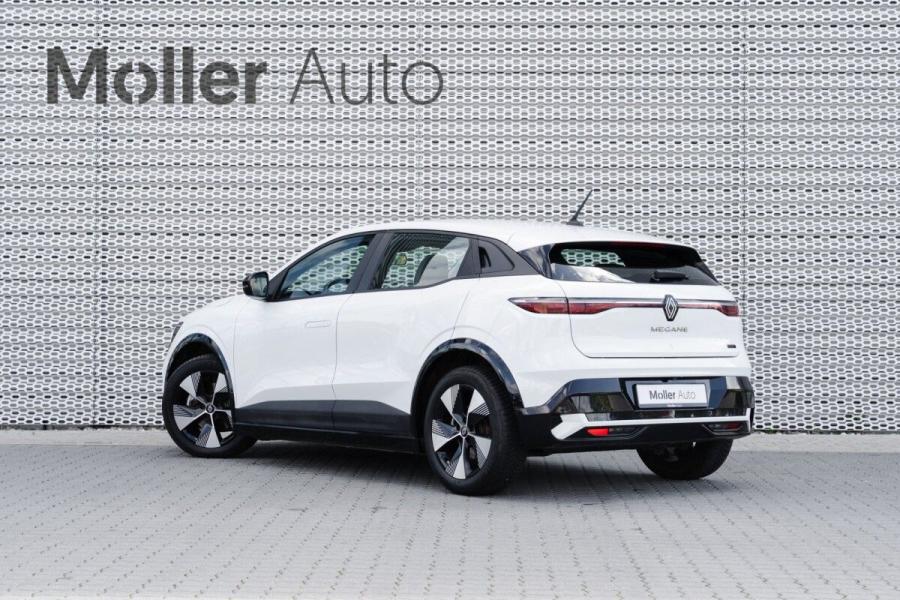 Balts Renault Megane 2023 Mārupe, ar dzinēja tilpumu 0.00 L un nobraukumu 33 tūkst. km par 21900 €, foto 4 vietnē AUTOMOTO.COM.LV