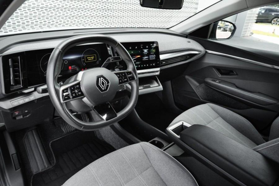 Balts Renault Megane 2023 Mārupe, ar dzinēja tilpumu 0.00 L un nobraukumu 33 tūkst. km par 21900 €, foto 7 vietnē AUTOMOTO.COM.LV