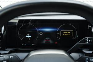 Balts Renault Megane 2023 Mārupe, ar dzinēja tilpumu 0.00 L un nobraukumu 33 tūkst. km par 21900 €, foto 12 vietnē AUTOMOTO.COM.LV