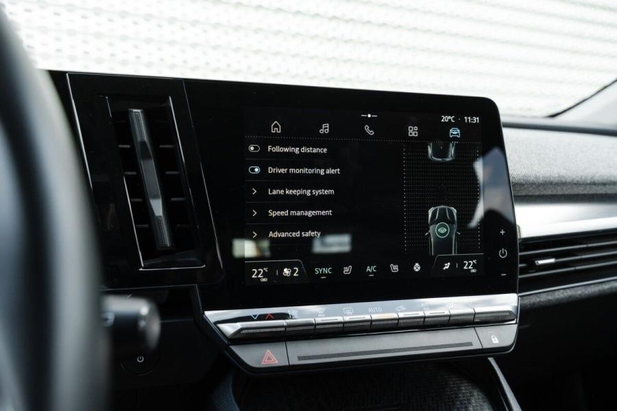 Balts Renault Megane 2023 Mārupe, ar dzinēja tilpumu 0.00 L un nobraukumu 33 tūkst. km par 21900 €, foto 16 vietnē AUTOMOTO.COM.LV