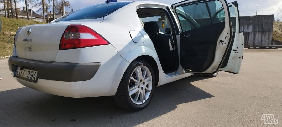 White Renault Megane 2005 in Vilnius, with an engine capacity of 1.90 L and mileage of 330 thousand km for 1700 €, photo 8 on AUTOMOTO.COM.LV