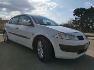 White Renault Megane 2005 in Vilnius, with an engine capacity of 1.90 L and mileage of 330 thousand km for 1700 €, photo 12 on AUTOMOTO.COM.LV