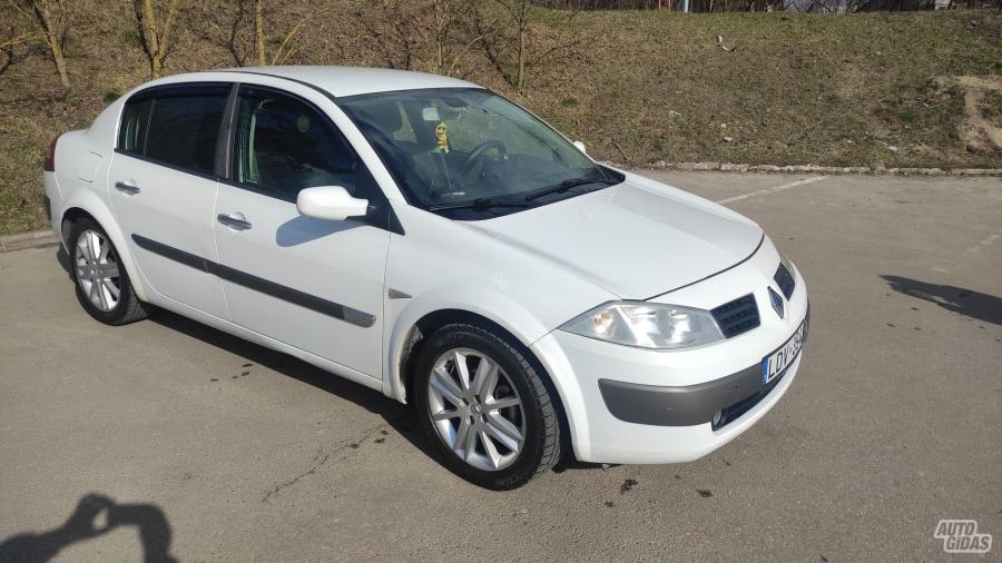 White Renault Megane 2005 in Vilnius, with an engine capacity of 1.90 L and mileage of 330 thousand km for 1700 €, photo 33 on AUTOMOTO.COM.LV