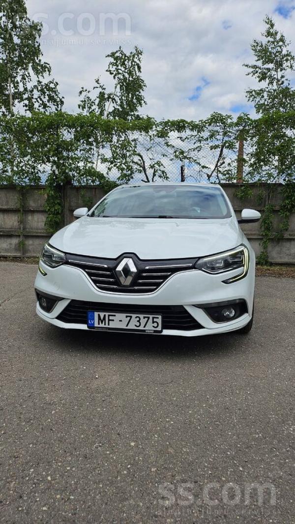 Balts Renault Megane 2019 Rīga, ar dzinēja tilpumu 1.50 L un nobraukumu 162 tūkst. km par 10500 €, foto  vietnē AUTOMOTO.COM.LV
