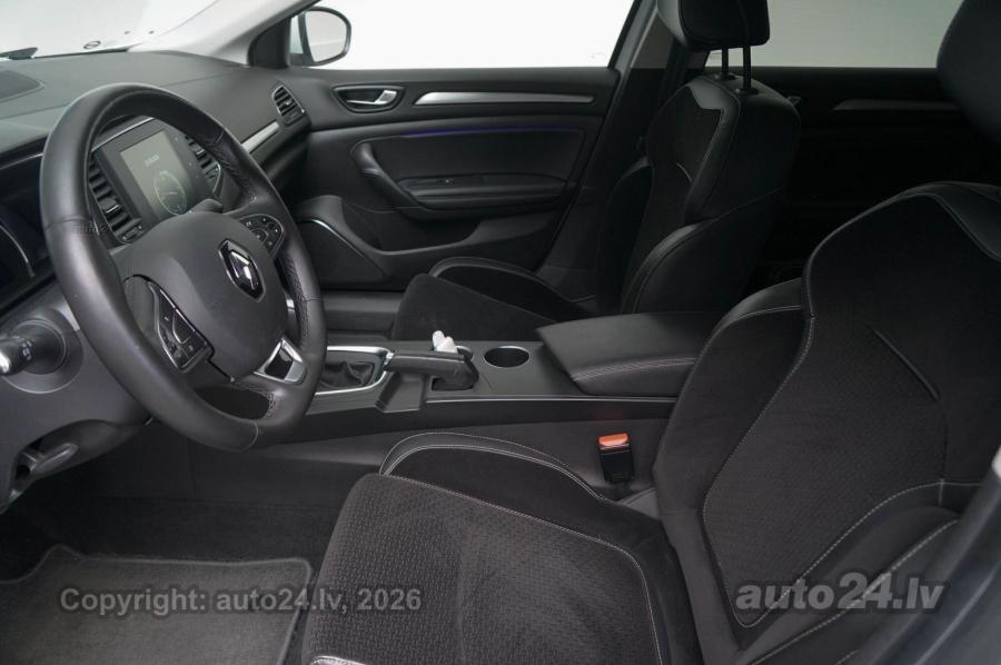 White Renault Megane 2020 in Tallinn, with an engine capacity of 1.50 L and mileage of 135 thousand km for 12490 €, photo 8 on AUTOMOTO.COM.LV