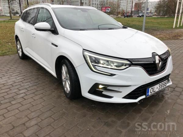 White Renault Megane 2021 in Riga, with an engine capacity of 1.60 L and mileage of 223 thousand km for 12000 €, photo 3 on AUTOMOTO.COM.LV