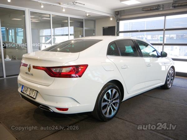 Balts Renault Megane 2022 Tallina, ar dzinēja tilpumu 1.30 L un nobraukumu 68 tūkst. km par 15990 €, foto 4 vietnē AUTOMOTO.COM.LV