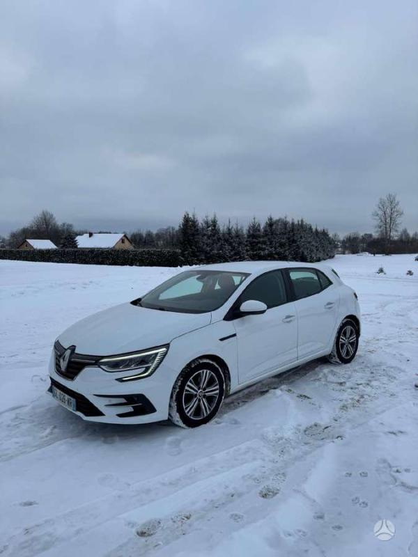 Balts Renault Megane 2023 Tauragė, ar dzinēja tilpumu 1.46 L un nobraukumu 264 tūkst. km par 9699 €, foto 3 vietnē AUTOMOTO.COM.LV