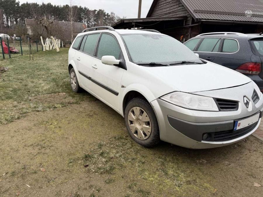 White Renault Megane 2007 in Jonava, with an engine capacity of 1.50 L and mileage of 263 thousand km for 600 €, photo 6 on AUTOMOTO.COM.LV