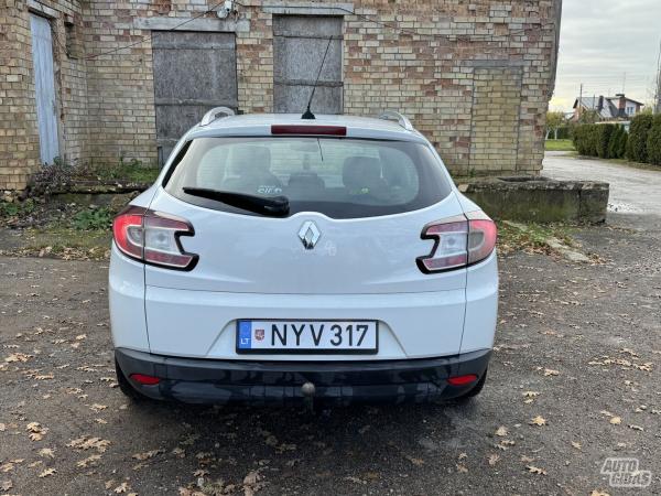 Balts Renault Megane 2010 Kupiškis, ar dzinēja tilpumu 1.90 L un nobraukumu 225 tūkst. km par 2500 €, foto 8 vietnē AUTOMOTO.COM.LV