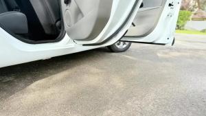 White Renault Megane 2011 in Riga, with an engine capacity of 1.50 L and mileage of 189 thousand km for 2800 €, photo 8 on AUTOMOTO.COM.LV