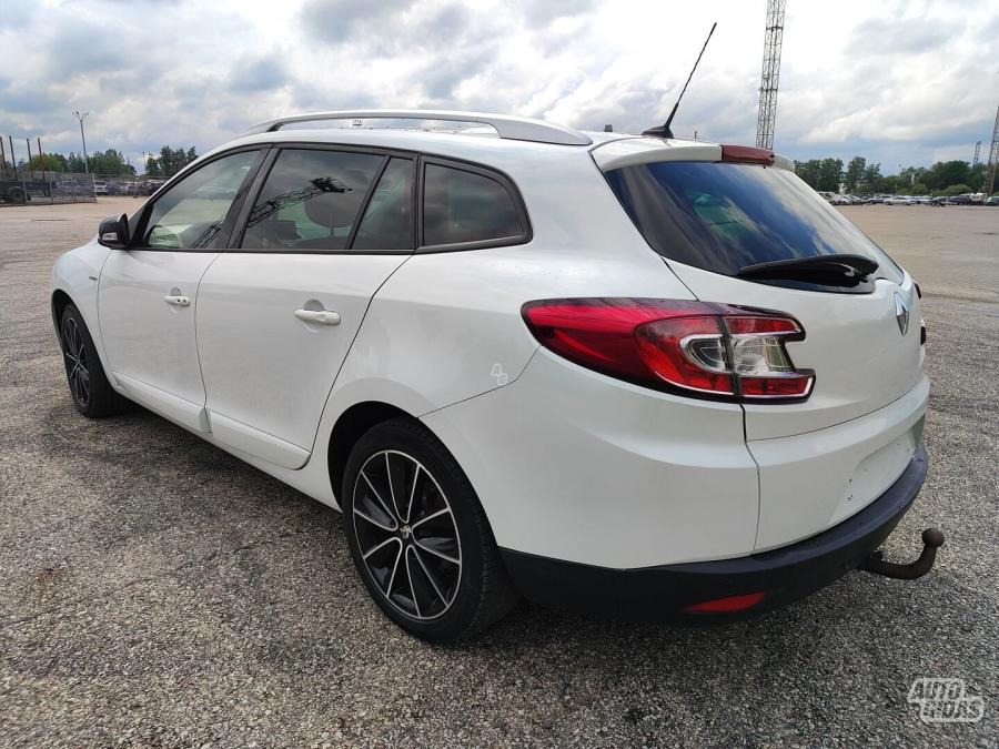 White Renault Megane 2012 in Marijampole, with an engine capacity of 1.50 L and mileage of 234 thousand km for 3850 €, photo 7 on AUTOMOTO.COM.LV