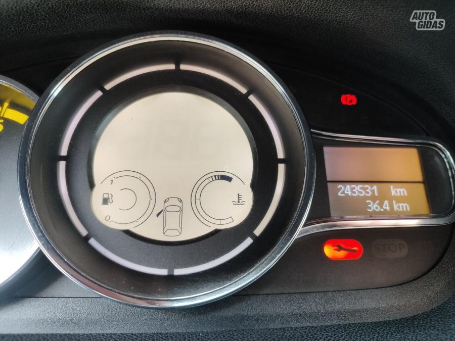 White Renault Megane 2012 in Marijampole, with an engine capacity of 1.50 L and mileage of 234 thousand km for 3850 €, photo 12 on AUTOMOTO.COM.LV