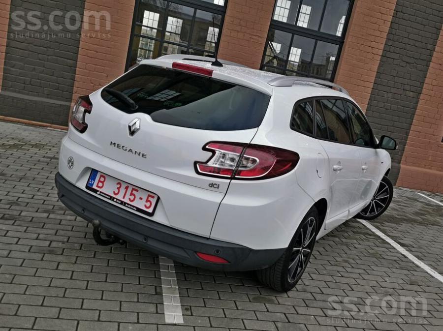 Balts Renault Megane 2012 Rīga, ar dzinēja tilpumu 1.50 L un nobraukumu 171 tūkst. km par 4490 €, foto 15 vietnē AUTOMOTO.COM.LV