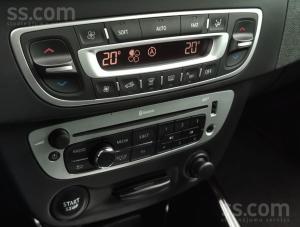 Balts Renault Megane 2012 Rīga, ar dzinēja tilpumu 1.50 L un nobraukumu 171 tūkst. km par 4490 €, foto 29 vietnē AUTOMOTO.COM.LV