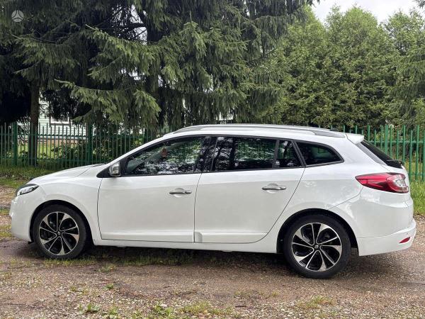 Balts Renault Megane 2012 Utena, ar dzinēja tilpumu 1.50 L un nobraukumu 216 tūkst. km par 3350 €, foto 8 vietnē AUTOMOTO.COM.LV