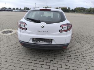 Balts Renault Megane 2012 Marijampole, ar dzinēja tilpumu 1.60 L un nobraukumu 219 tūkst. km par 2450 €, foto 6 vietnē AUTOMOTO.COM.LV