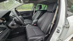 White Renault Megane 2013 in Marijampole, with an engine capacity of 1.50 L and mileage of 267 thousand km for 3950 €, photo 12 on AUTOMOTO.COM.LV