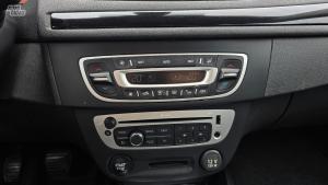 White Renault Megane 2013 in Marijampole, with an engine capacity of 1.50 L and mileage of 267 thousand km for 3950 €, photo 16 on AUTOMOTO.COM.LV