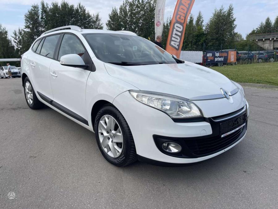 Balts Renault Megane 2013 Kauņa, ar dzinēja tilpumu 1.46 L un nobraukumu 246 tūkst. km par 3450 €, foto 1 vietnē AUTOMOTO.COM.LV