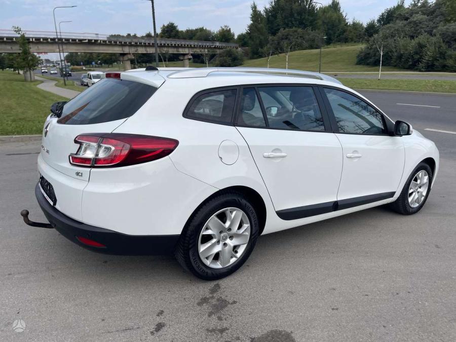 Balts Renault Megane 2013 Kauņa, ar dzinēja tilpumu 1.46 L un nobraukumu 246 tūkst. km par 3450 €, foto 14 vietnē AUTOMOTO.COM.LV