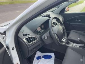 Balts Renault Megane 2013 Kauņa, ar dzinēja tilpumu 1.46 L un nobraukumu 246 tūkst. km par 3450 €, foto 18 vietnē AUTOMOTO.COM.LV