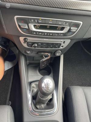 Balts Renault Megane 2013 Kauņa, ar dzinēja tilpumu 1.46 L un nobraukumu 246 tūkst. km par 3450 €, foto 22 vietnē AUTOMOTO.COM.LV