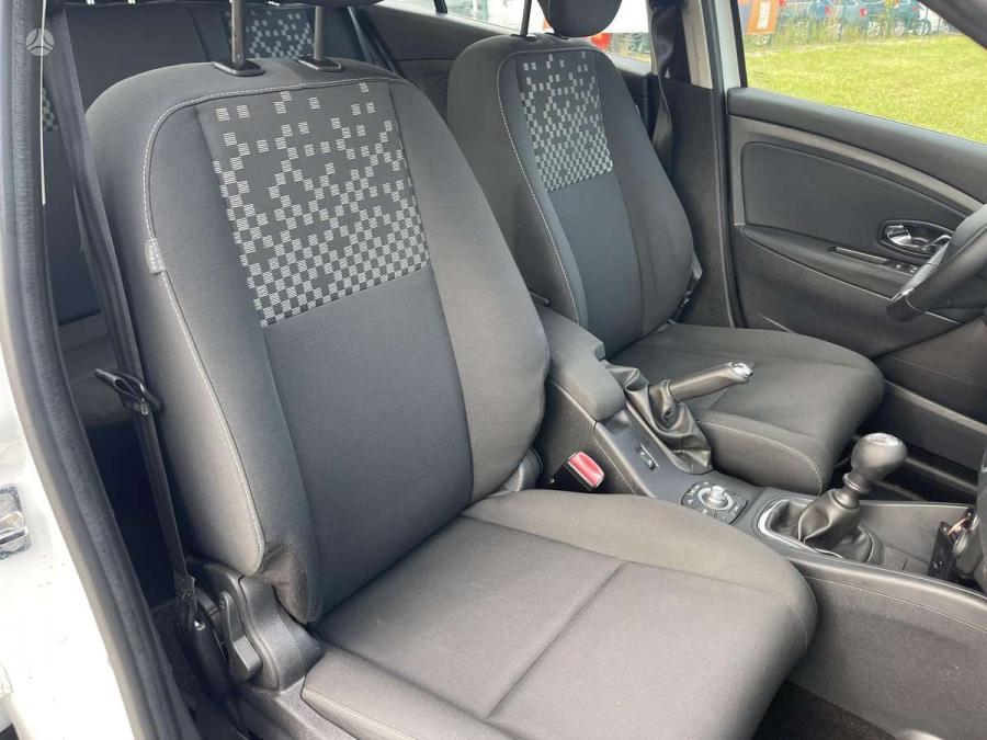 Balts Renault Megane 2013 Kauņa, ar dzinēja tilpumu 1.46 L un nobraukumu 246 tūkst. km par 3450 €, foto 28 vietnē AUTOMOTO.COM.LV