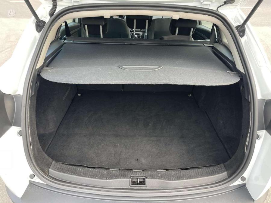 Balts Renault Megane 2013 Kauņa, ar dzinēja tilpumu 1.46 L un nobraukumu 246 tūkst. km par 3450 €, foto 30 vietnē AUTOMOTO.COM.LV