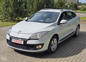 Balts Renault Megane 2013 Ariogala, ar dzinēja tilpumu 1.50 L un nobraukumu 266 tūkst. km par 3500 €, foto  vietnē AUTOMOTO.COM.LV